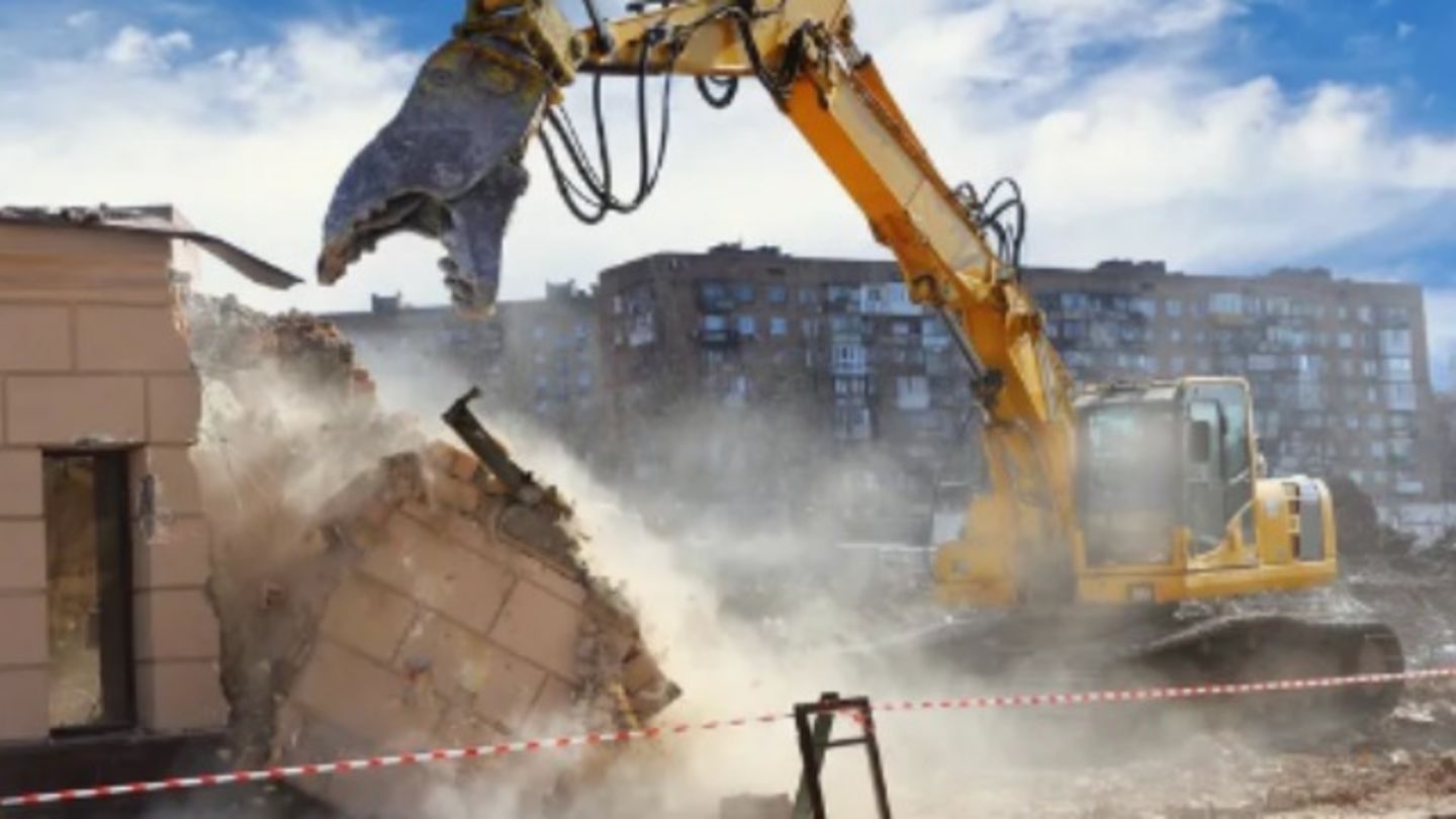 Lincoln Wrecking & Demolition Work(Construction & Renovation) in Al ...