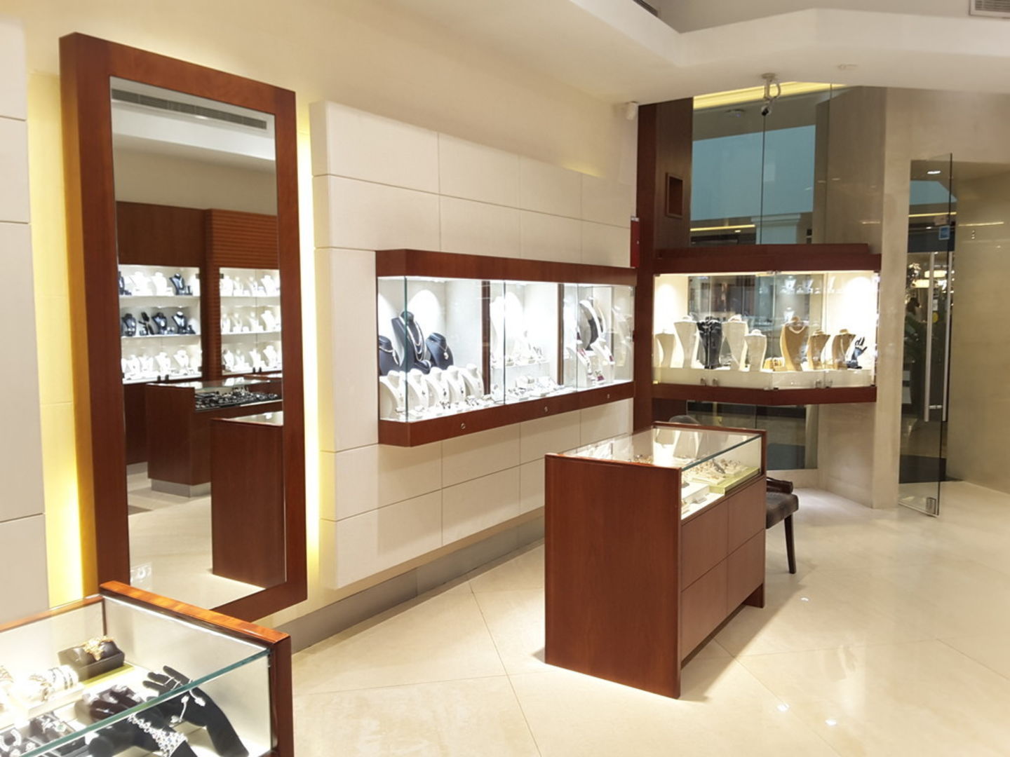 Ferini Jewels(Jewellery & Precious Stones) in Wafi (Umm Hurair 2 ...