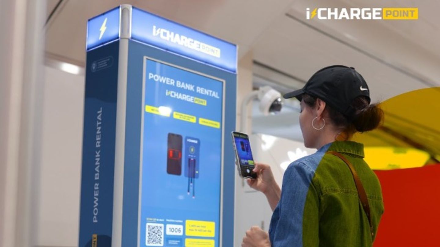 iCharge Point(Consumer Electronics) in Warsan 2, Dubai - HiDubai