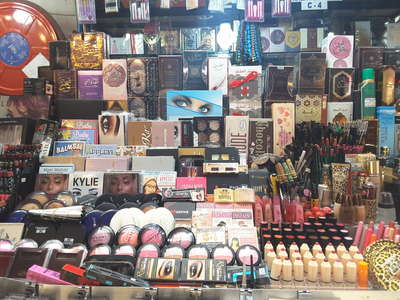 Hala Perfumes(Beauty & Cosmetics Stores) in Naif, Dubai - HiDubai