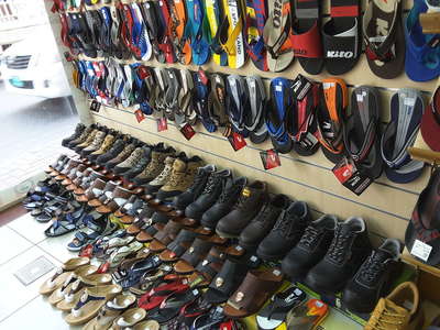 Mobson Shoes Trading(Distributors & Wholesalers) in Al Ras, Dubai - HiDubai