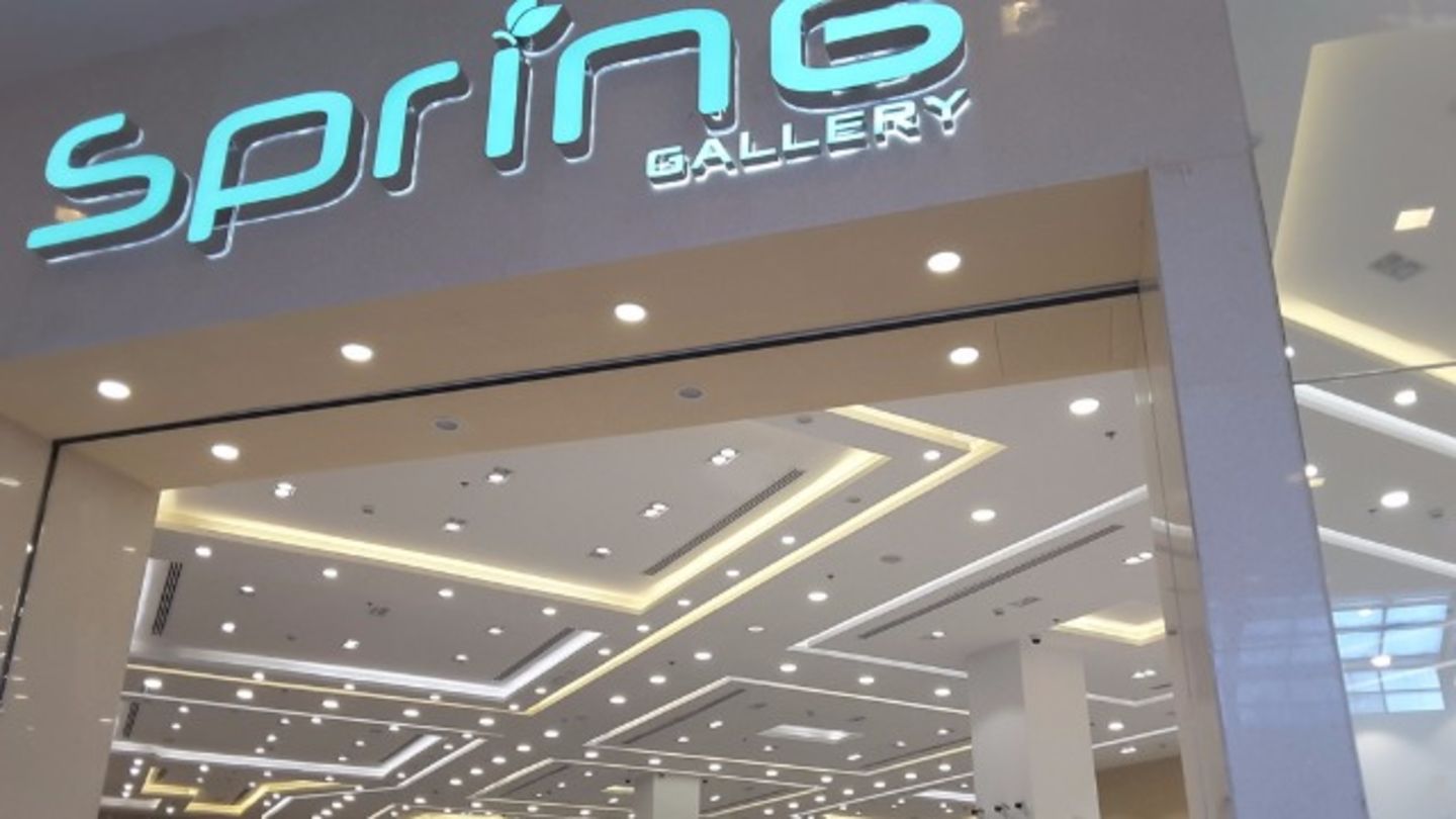 Spring Gallery(Apparel) in International City (Warsan 1), Dubai - HiDubai