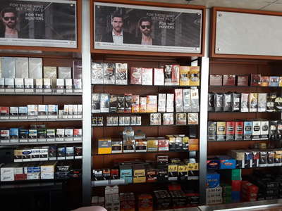 Smokers Centre(Smoking Centers) in Al Ras, Dubai - HiDubai
