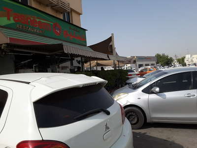 Tasneem Restaurant(Cafeterias) in Al Khabaisi, Dubai - HiDubai