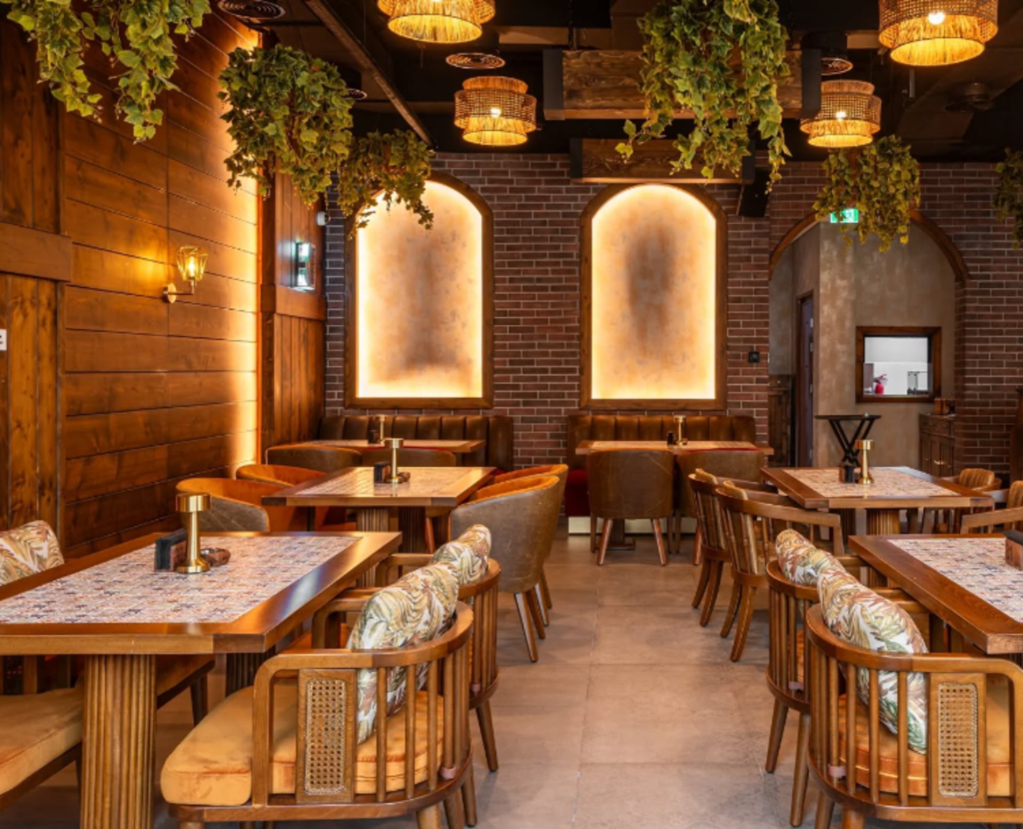 Bellucci Lounge & Cafe(Restaurants & Bars) in Umm Suqeim 2, Dubai - HiDubai