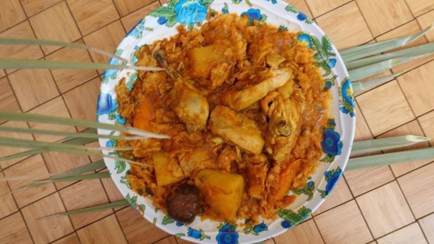 Khosa Bosah Cafeteria(Cafeterias) in Al Warqa'a 1, Dubai - HiDubai