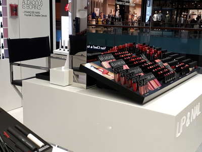Nars(Beauty & Cosmetics Stores) in Burj Khalifa, Dubai - HiDubai