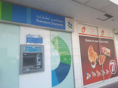 Standard Chartered (ATM)(Banks & ATMs) in Al Karama, Dubai - HiDubai