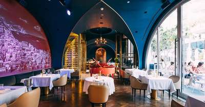 Cinque Restaurant(Restaurants & Bars) in The Palm Jumeirah (Nakhlat ...