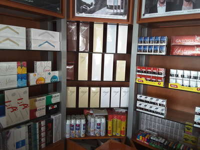 Smokers Centre(Smoking Centers) in Al Ras, Dubai - HiDubai