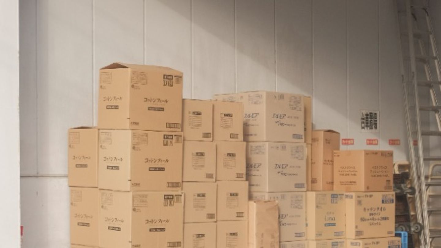 Step And Aea Freight & Transport(Moving & Storage Services) in Al Quoz ...