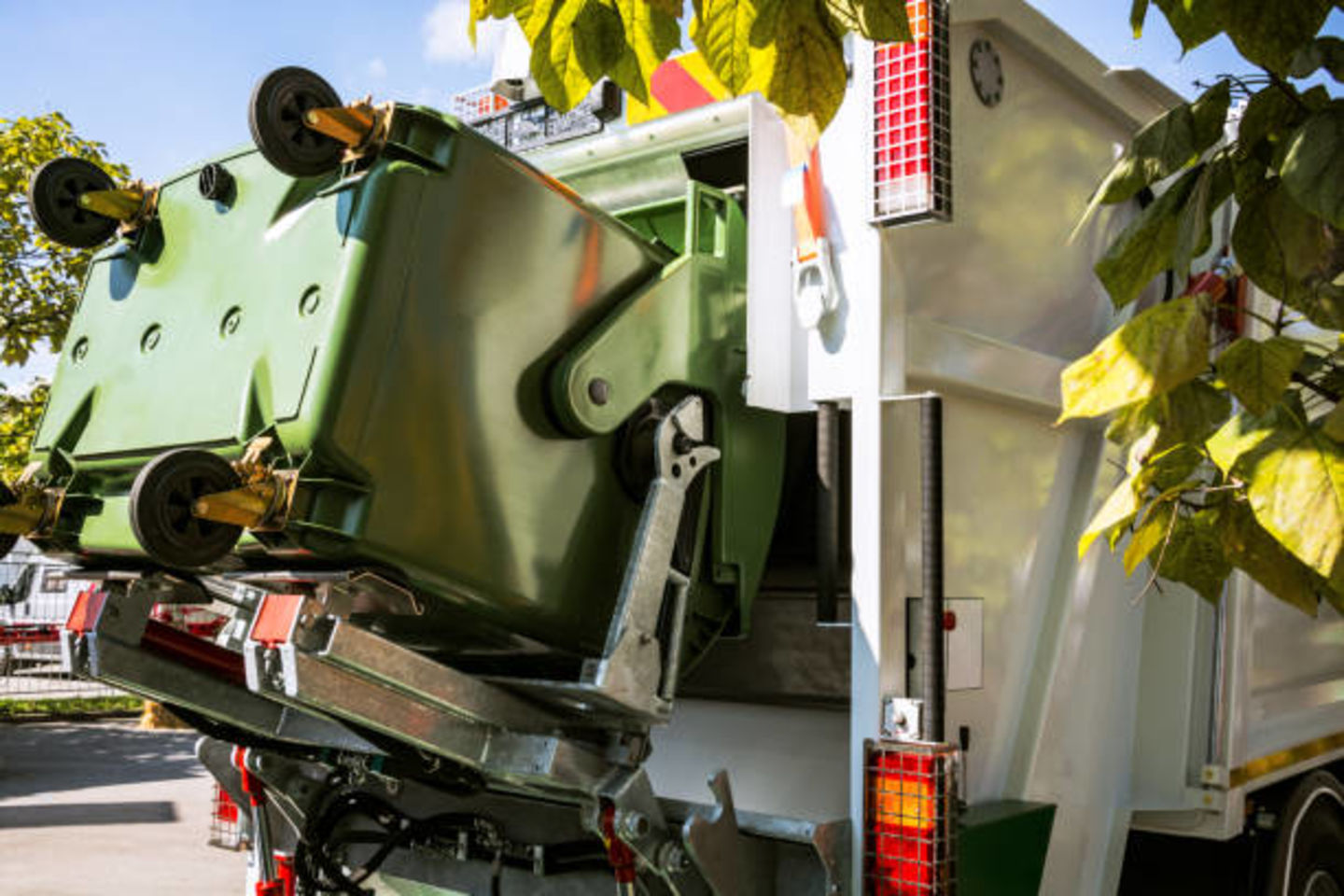 Bab Al Madina Garbage Disposal Services(Cleaning Services) in Al Qusais ...