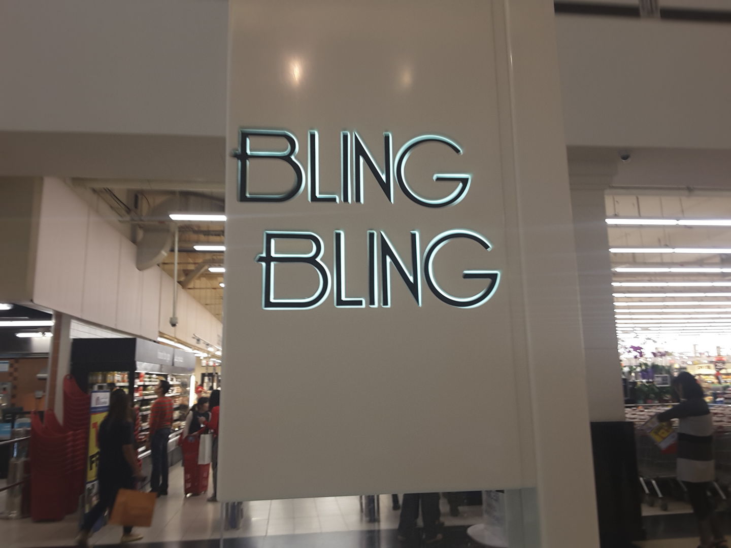 Bling Bling(Jewellery & Precious Stones) in Al Barsha 1, Dubai - HiDubai