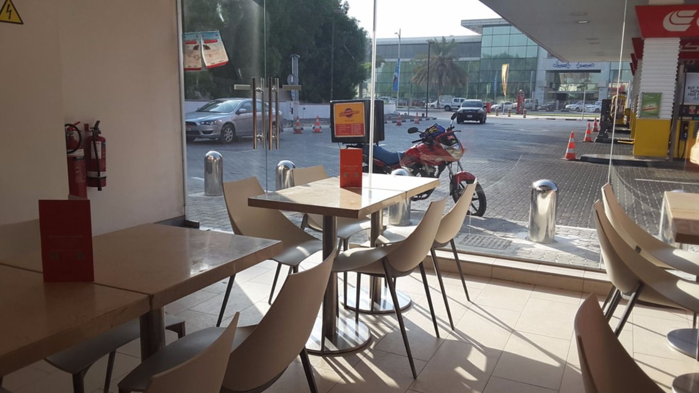 Extreme Shawarma(Restaurants & Bars) in Jumeirah 3, Dubai - HiDubai