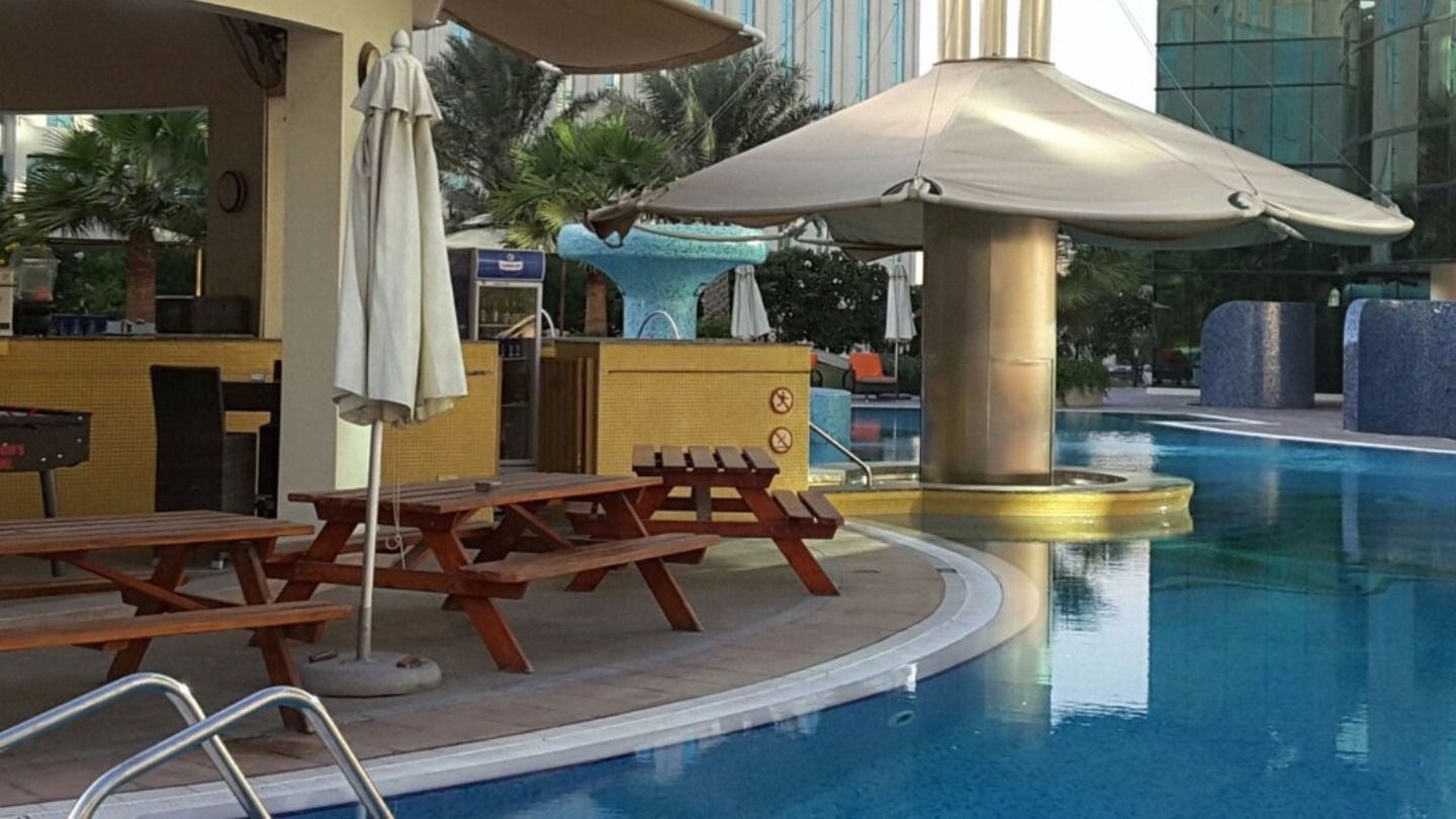 Oasis Pool & Bar(Restaurants & Bars) in Al Garhoud, Dubai - HiDubai