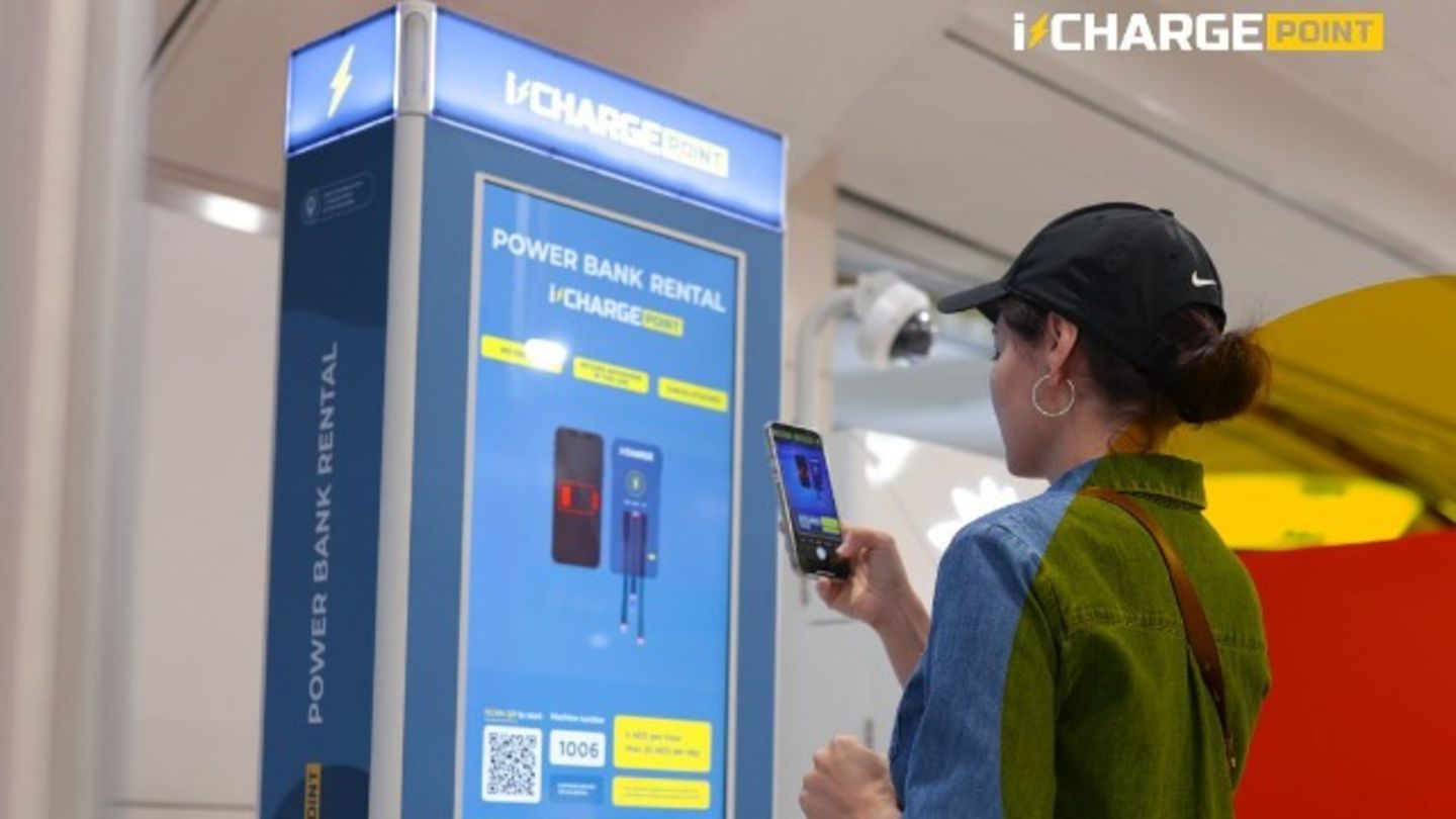 iCharge Point(Consumer Electronics) in Al Warqa'a 1, Dubai - HiDubai