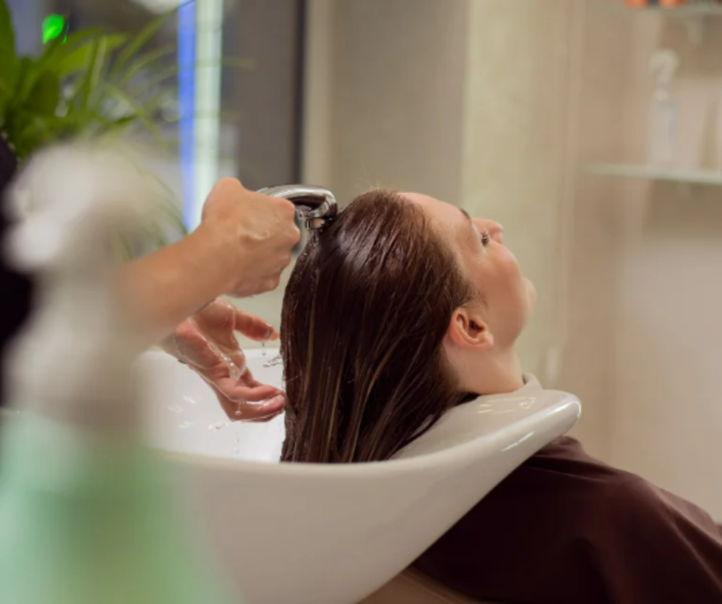 Soft Hair Ladies Salon(Beauty Salons) in Al Merkadh, Dubai - HiDubai