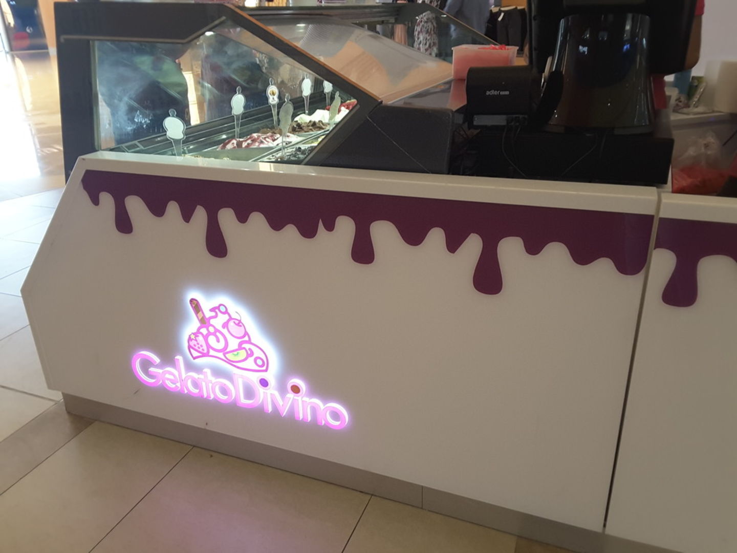Gelato Divino(Bakeries, Desserts & Sweets) in Corniche Deira, Dubai ...