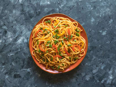 Sayapatri Star Restaurant(Cafeterias) in Al Barsha 1, Dubai - HiDubai