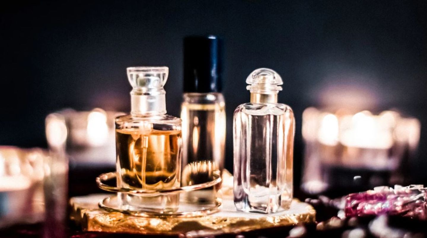 Luxodor Niche Perfumes(Beauty & Cosmetics Stores) in Naif, Dubai - HiDubai
