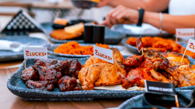 Clucks(Restaurants & Bars) in Al Muraqqabat, Dubai - HiDubai