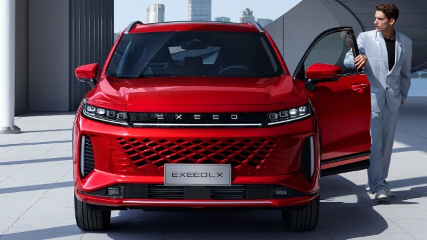 Exeed(Car Showrooms & Service Centres) in Al Khabaisi, Dubai - HiDubai