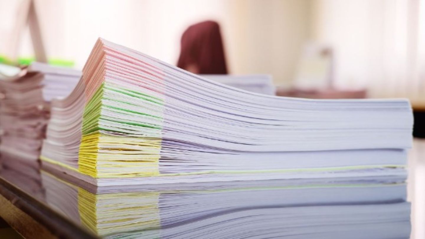 Rakhmat Documents Clearing Services(Business Setup And PROs) in Meena Bazar (Al Souq Al Kabeer ...