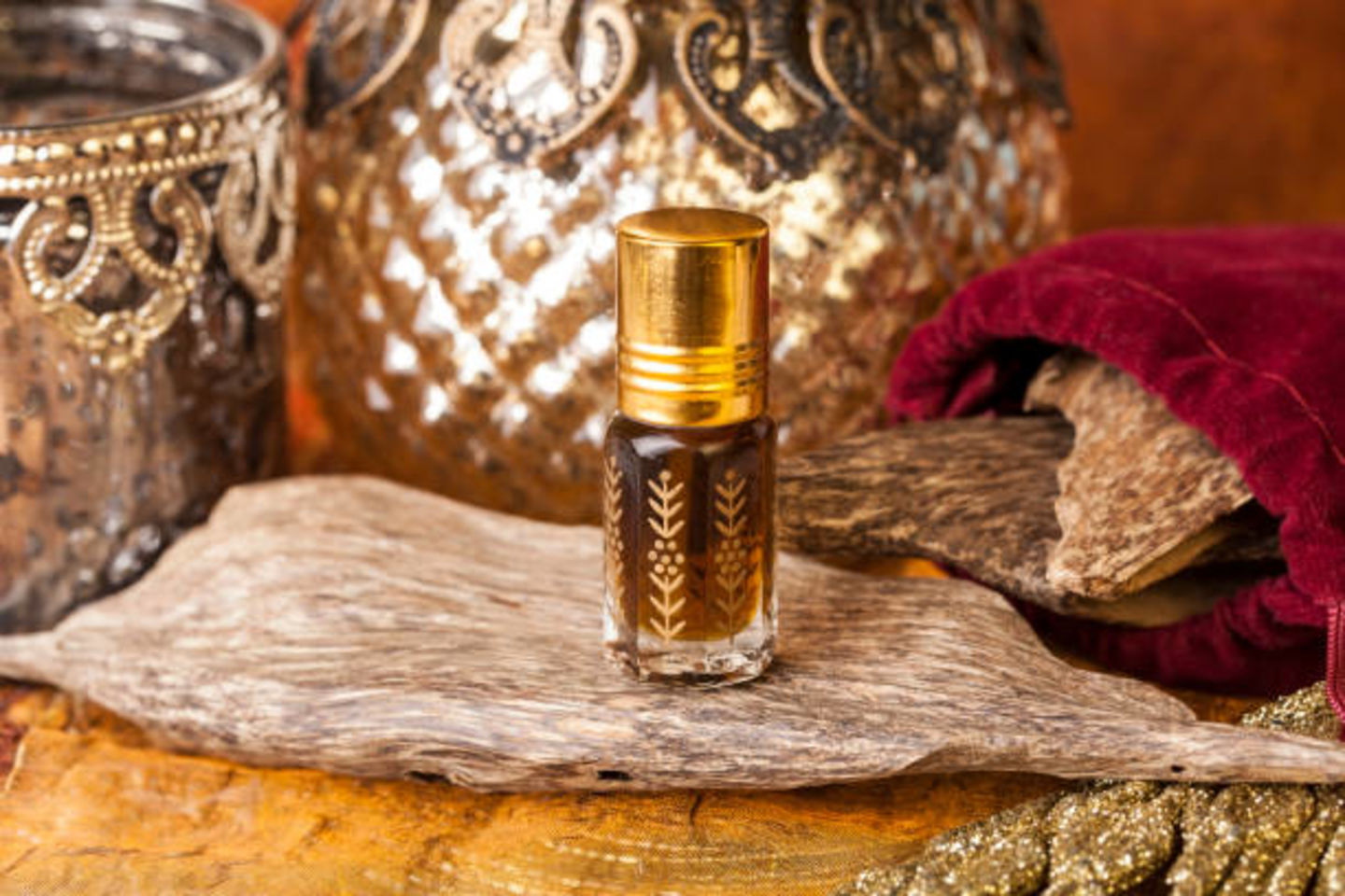 Al Towba Perfumes Trading(Souvenirs & Gifts) in Al Daghaya, Dubai - HiDubai