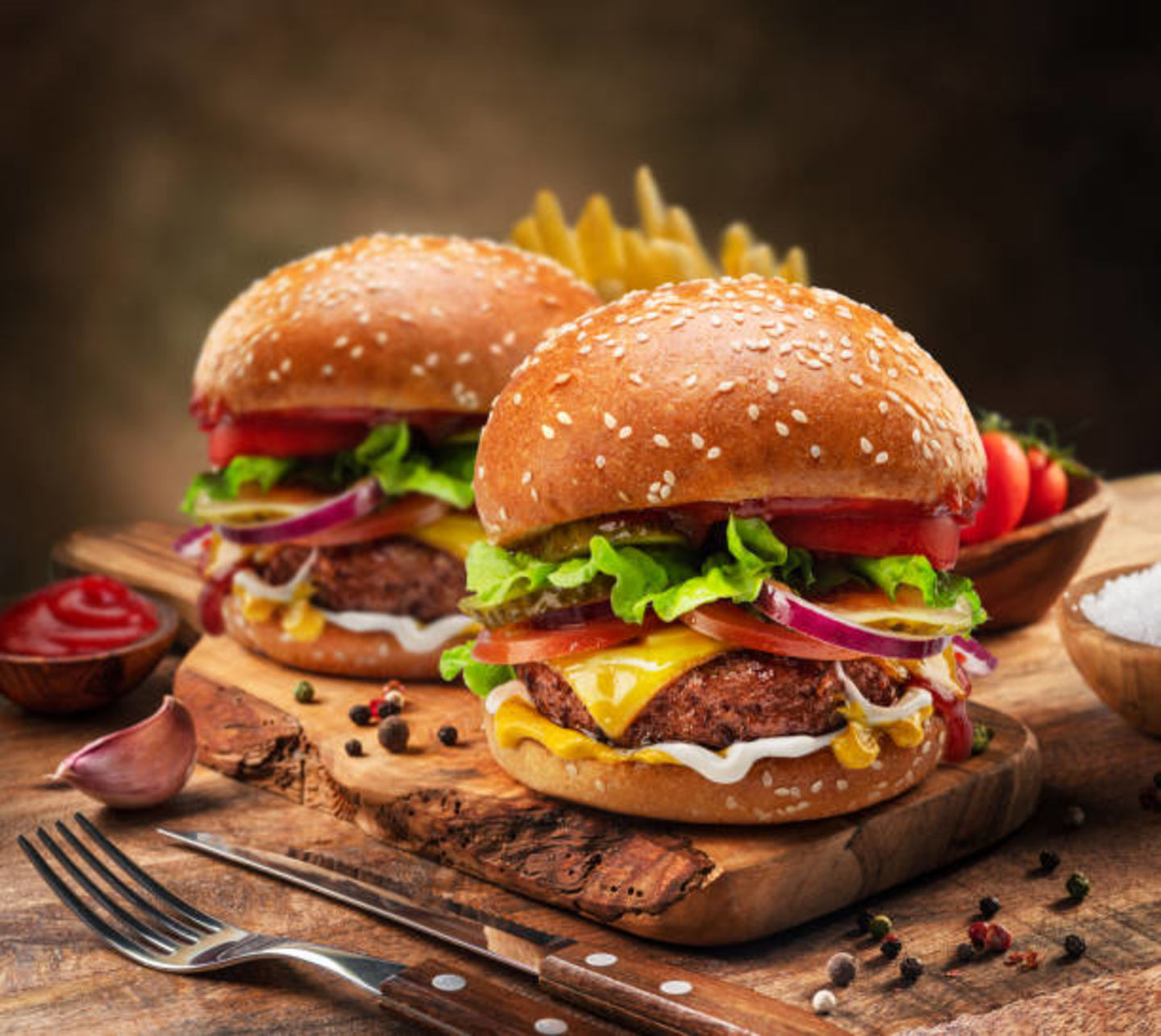 3 Aballii Burger(Restaurants & Bars) in Muhaisnah 1, Dubai - HiDubai