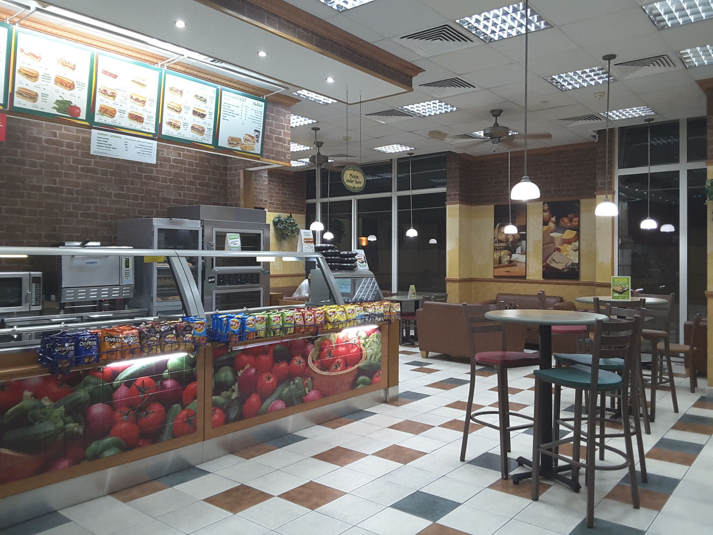 Subway(Restaurants & Bars) in Dubai Healthcare City (Umm Hurair 2 ...