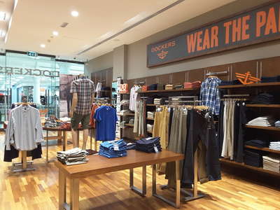 Dockers(Apparel) in Port Saeed, Dubai - HiDubai