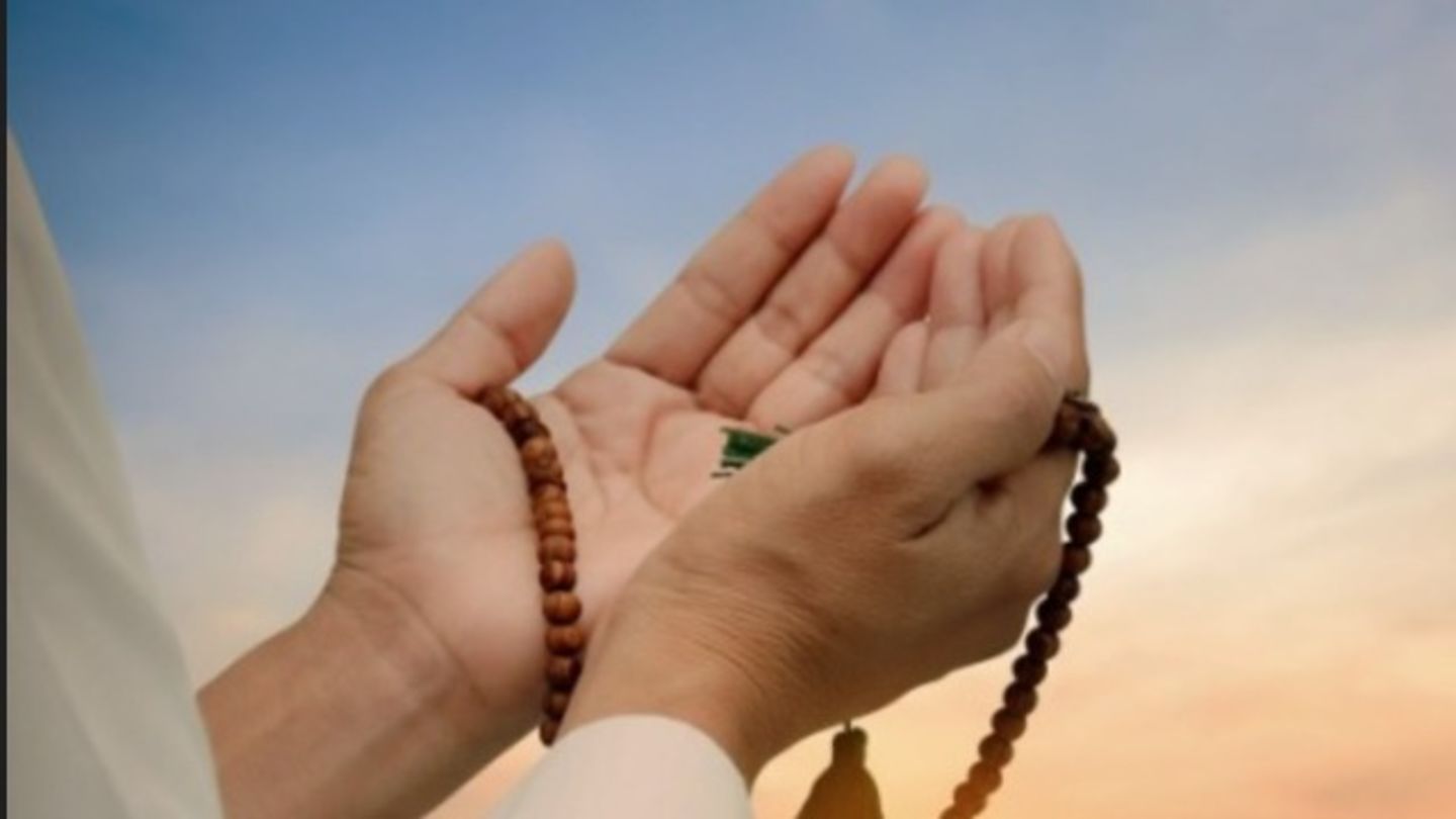 Al Rusul Masjid (894)(Religious Centres) in Al Rigga, Dubai - HiDubai