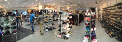 Karakeeb Outlet Trading(Apparel) in Trade Centre 1, Dubai - HiDubai