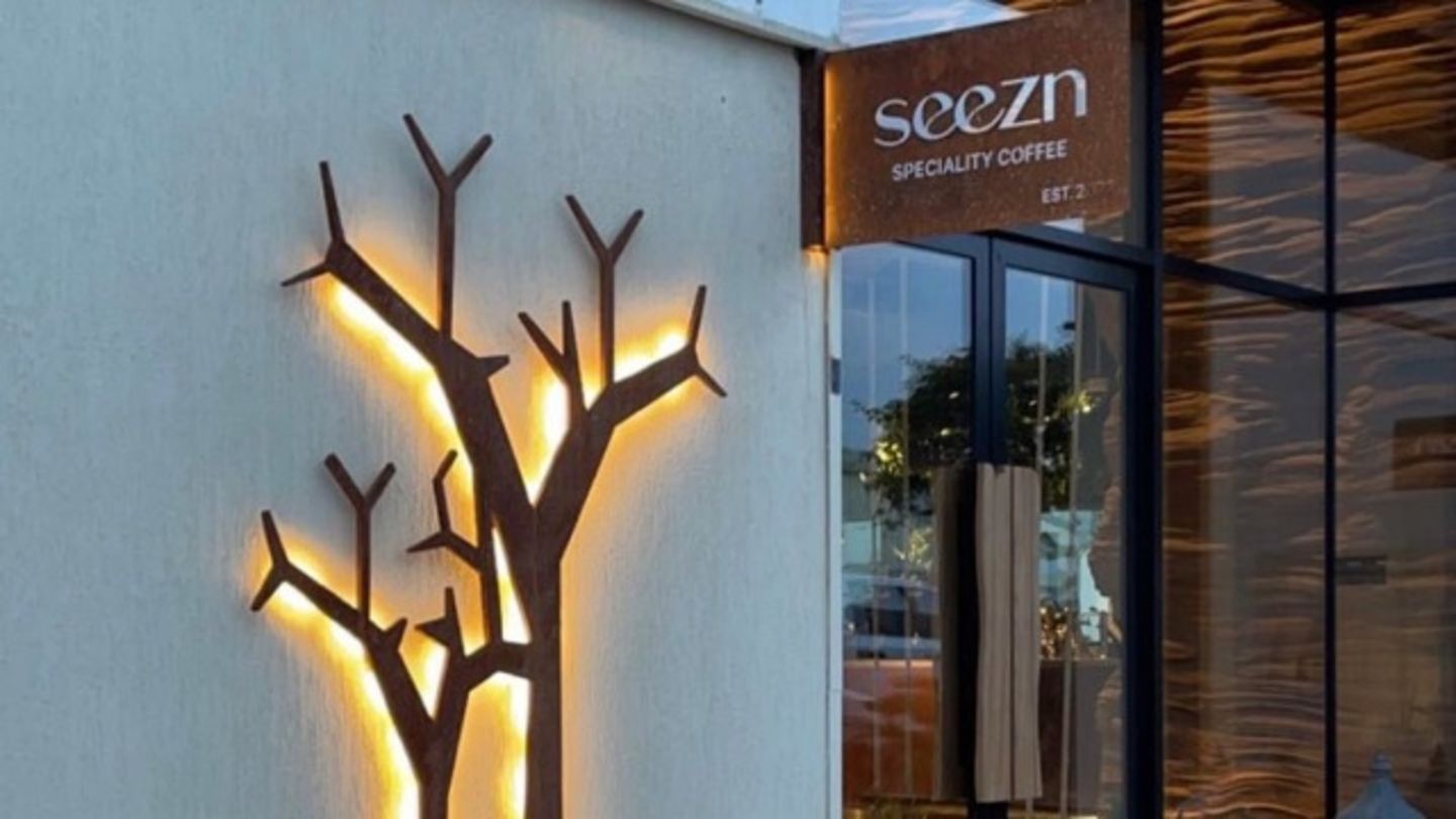 Seezn Speciality Coffee(Coffee Shops) in Al Ttai, Dubai - HiDubai