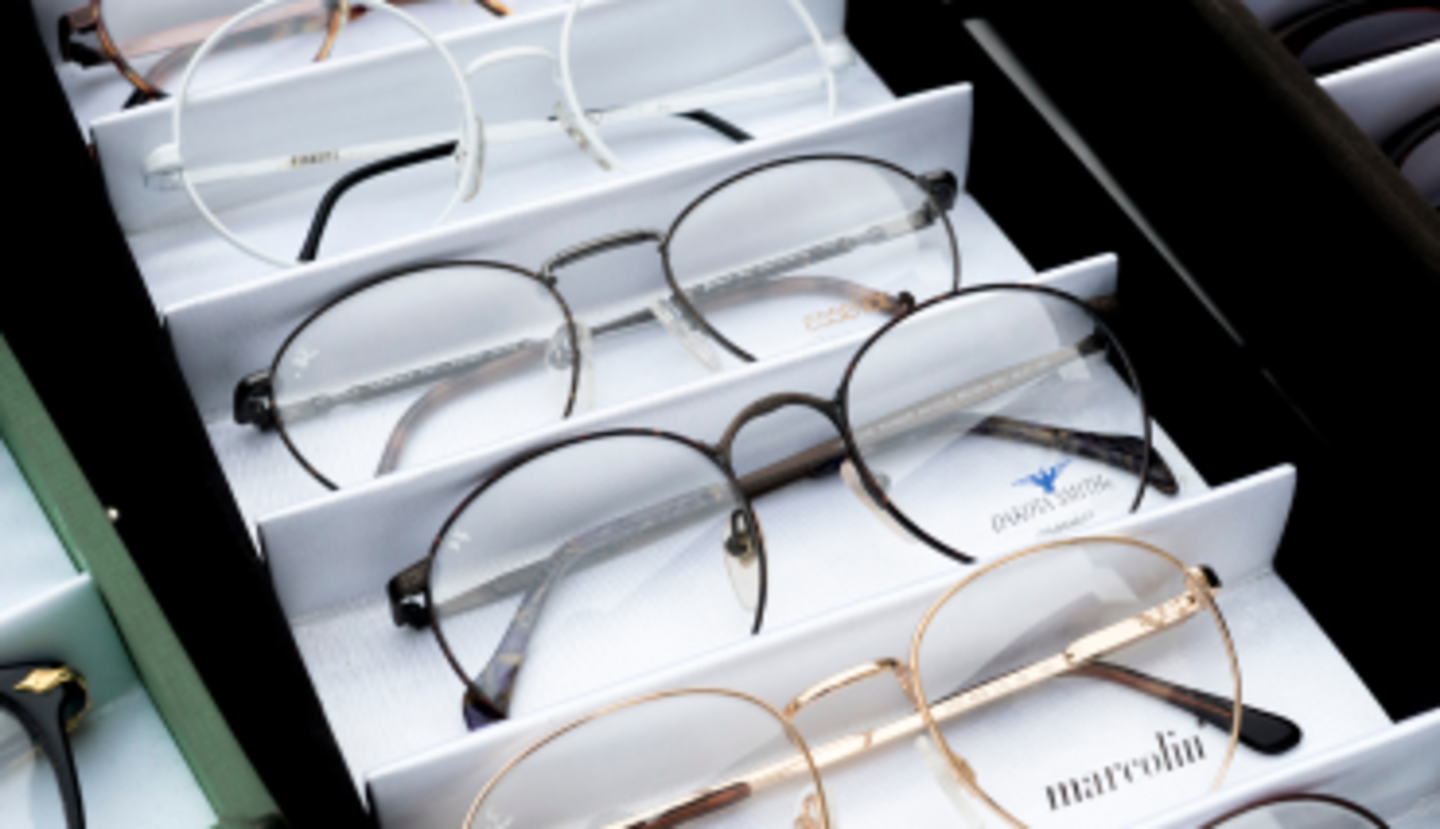 IRAZ OPTICS L.L.C(Watches & Eyewear) in Al Satwa, Dubai - HiDubai