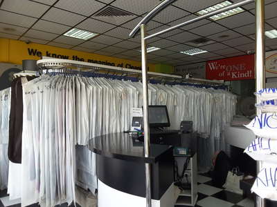 Black & White Dry Cleaners(Laundry) in Oud Metha, Dubai - HiDubai
