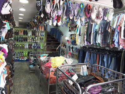 Karakeeb Outlet(Apparel) in Al Hudaiba, Dubai - HiDubai