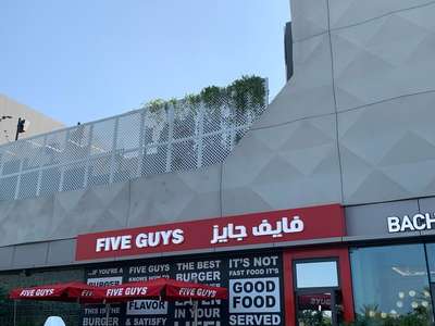 Five Guys(Restaurants & Bars) in Al Barsha 2, Dubai - HiDubai