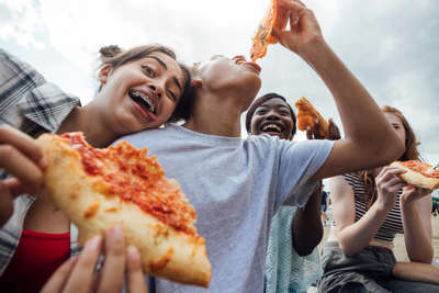 Pizza Express Live(Restaurants & Bars) in Jumeirah Lake Towers (Al ...