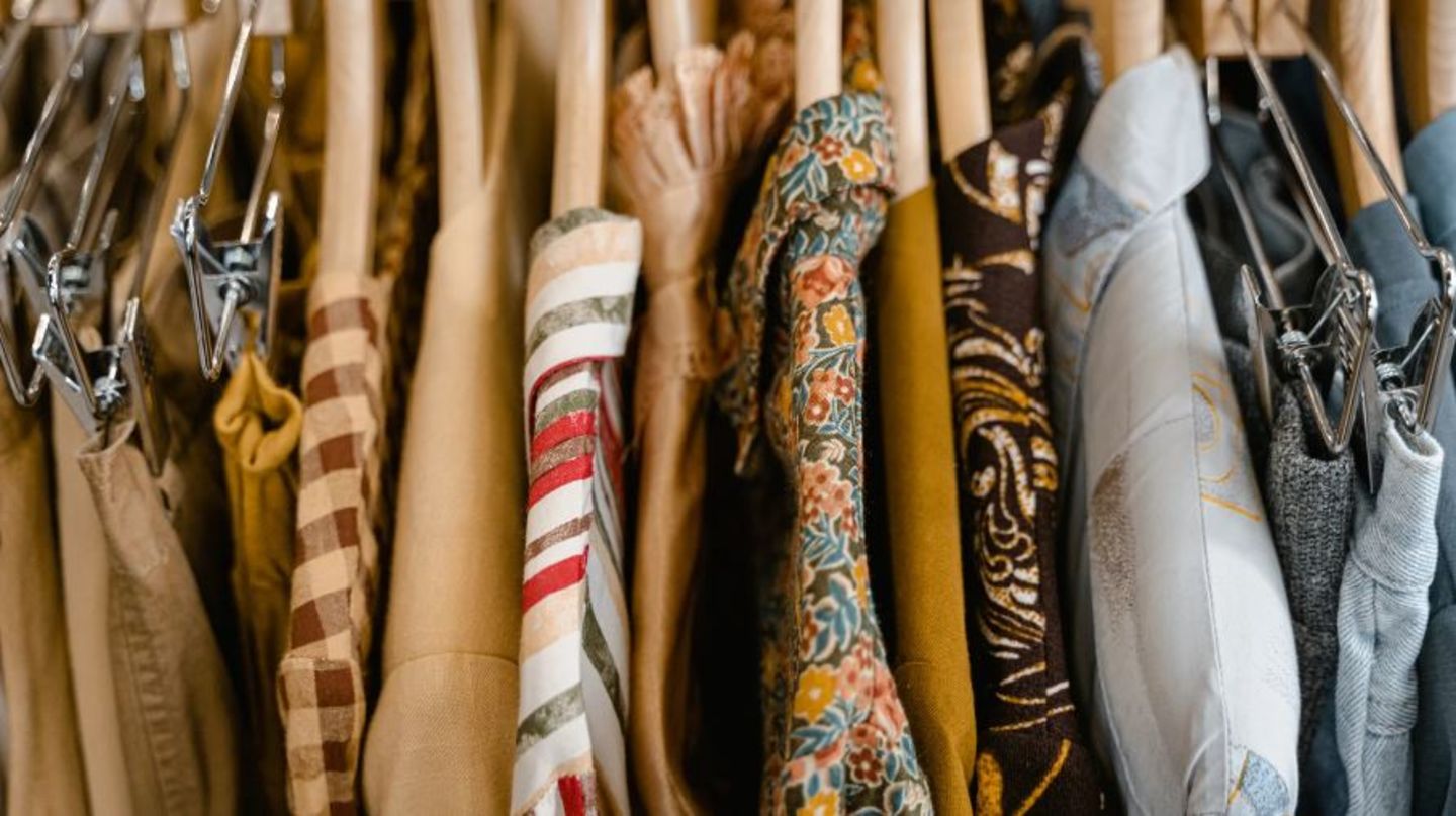 Daren Readymade Garments Trading(Apparel) in Al Satwa, Dubai - HiDubai