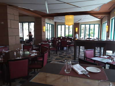 Nasimi Beach Restaurant(Restaurants & Bars) in The Palm Jumeirah ...