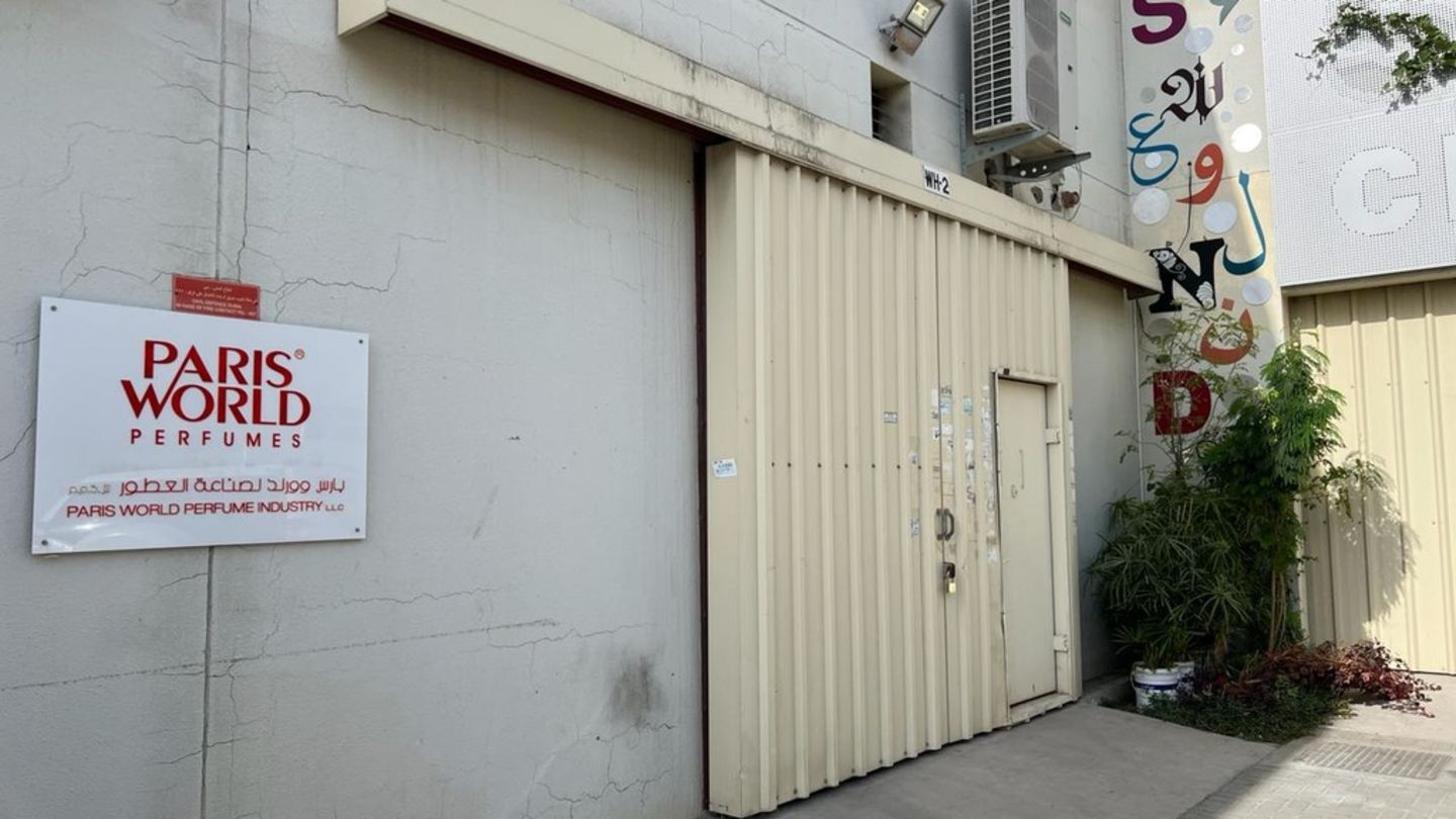 Paris World Perfume Industry(Distributors & Wholesalers) in Umm Ramool ...