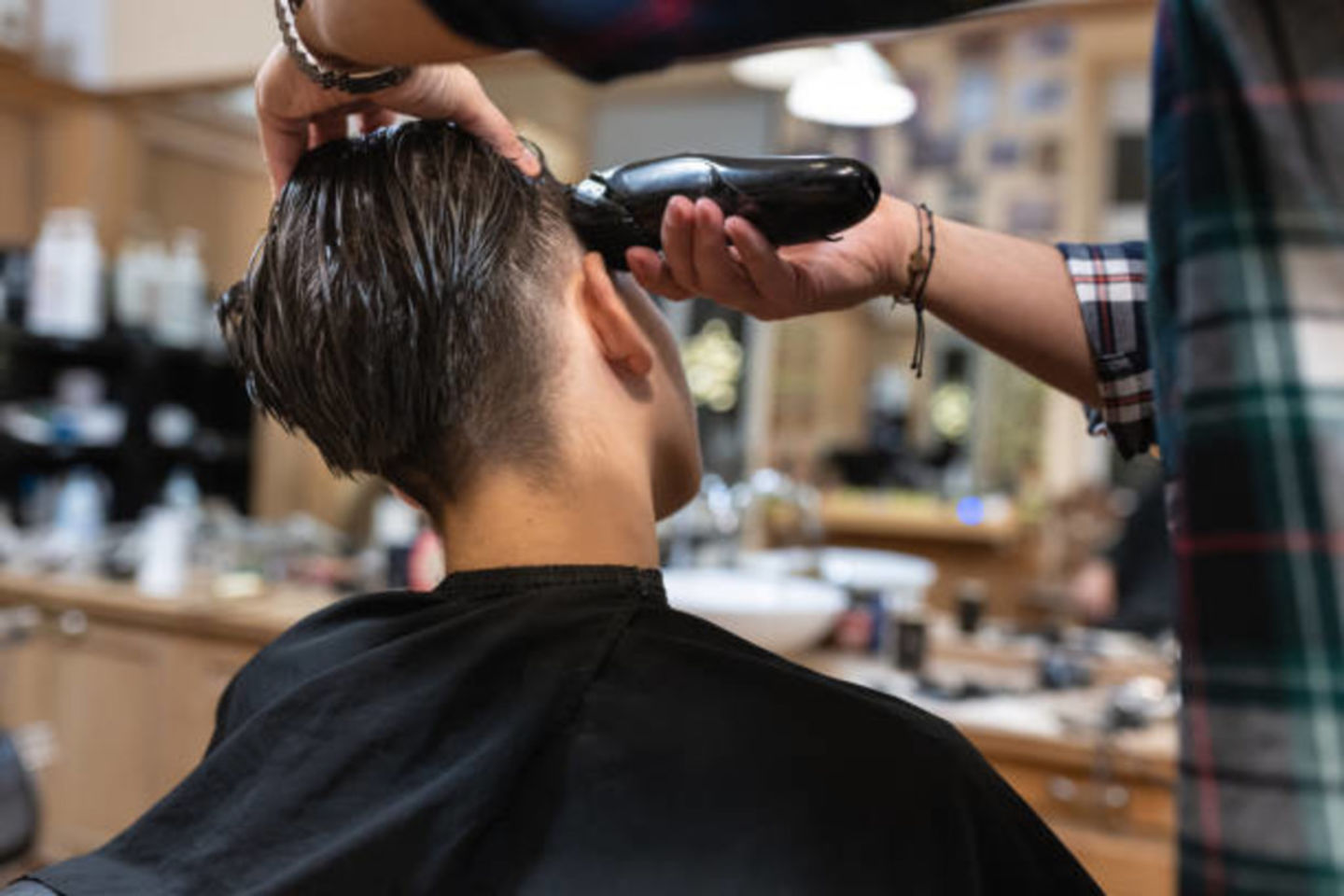 Al Nesser Salon(Beauty Salons) in Umm Suqeim 3, Dubai - HiDubai