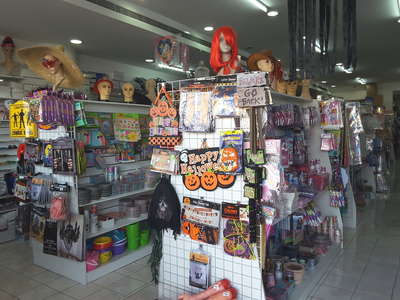Party World(Party Supplies & Costumes) in Al Barsha 1, Dubai - HiDubai