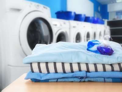 Cool & Bright Laundry(Laundry) in Al Karama, Dubai - HiDubai