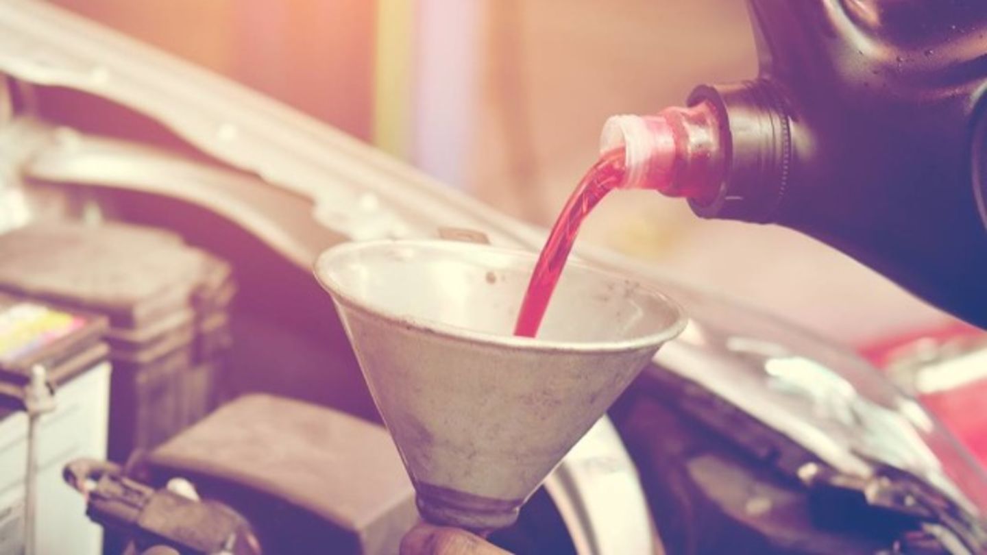 Eppco Superlube - 36(Car Assistance & Repair) in Abu Hail, Dubai - HiDubai