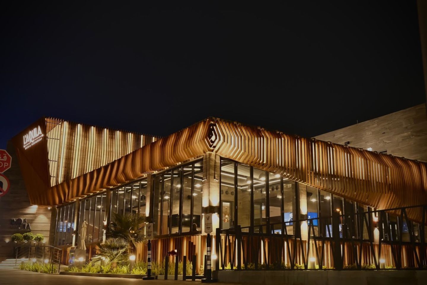 Laquila Cafe And Restaurant(Restaurants & Bars) in Al Barsha 3, Dubai ...