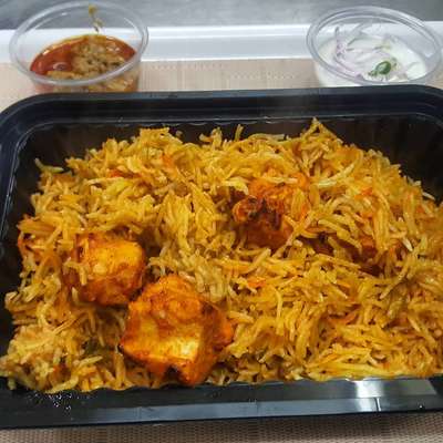 Biryani Hut Restaurant(Restaurants & Bars) in Al Karama, Dubai - HiDubai