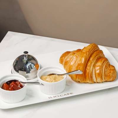 Ilio Cafe(Bakeries, Desserts & Sweets) in Burj Khalifa, Dubai - HiDubai