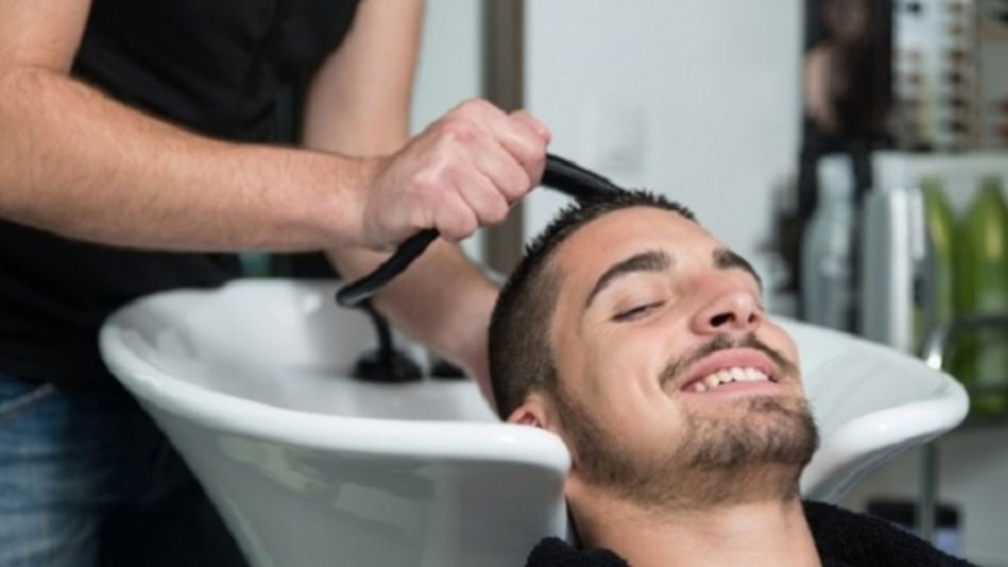 Shabab Nad Shamma Gents Salon(Beauty Salons) in Umm Ramool, Dubai - HiDubai